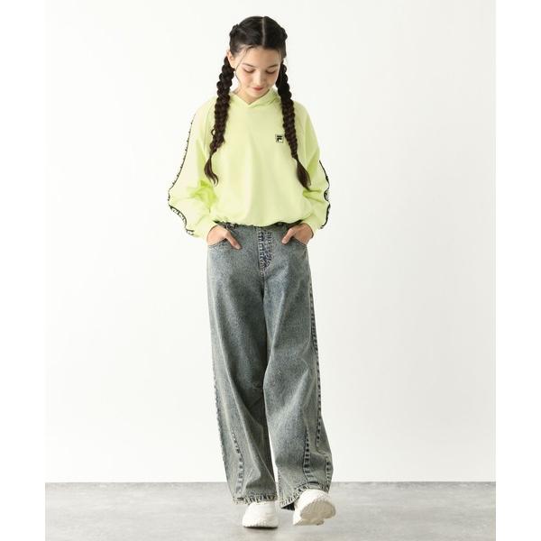 『タイムセール実施中』参考価格：3，490円発売時期：2024年11月コンディション：A（使用感なし）数回使用した程度で使用感が感じられないアイテム参考商品名：FILA/コラボショートパーカー/252061参考品番：252061【商品に関す...