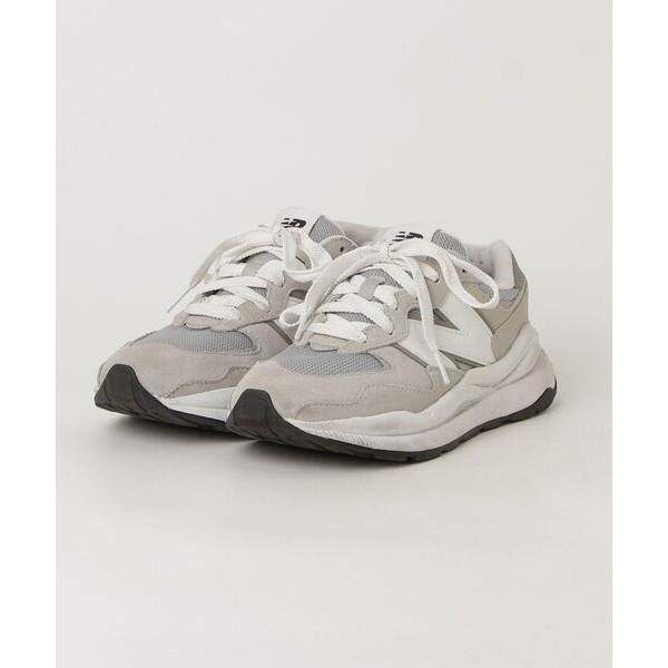 『セール実施中』参考価格：15，400円発売時期：2021年05月コンディション：C（やや使用感あり）使用感があり、やや気になる傷や汚れがあるアイテム内側：毛玉全体的：汚れかかと：擦り減り、履きジワ参考商品名：M5740CA　GRAY参考品...