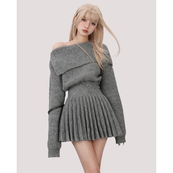 『タイムセール実施中』参考価格：17，900円発売時期：2024年12月コンディション：B（目立つ使用感なし）使用感が少ない、または気にならないアイテムすそ周り：汚れ参考商品名：off shoulder pleats one-piece参考...