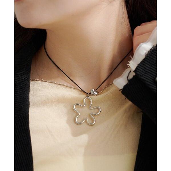 『タイムセール実施中』ZOZO問い合わせ番号:101349538ショップ:Kastane，カスタネブランド:Kastane，カスタネ商品名:【2WAY/fiw.】フラワーループタイチョーカーカテゴリ:アクセサリー>チョーカーブランド品...