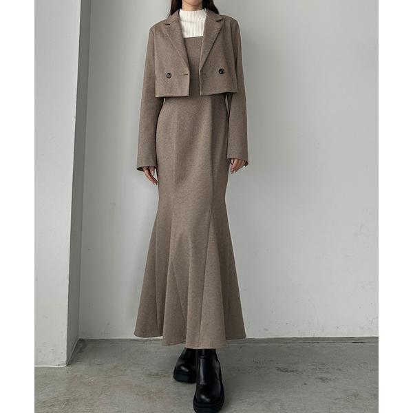 『セール実施中』参考価格：10，759円発売時期：2024年10月コンディション：S（新品同様）タグ付きの未使用、または新品同様のアイテム付属品：タグ参考商品名：ヘリンボーンショートジャケット＆マーメイドキャミワンピースSET[高身長サイズ...