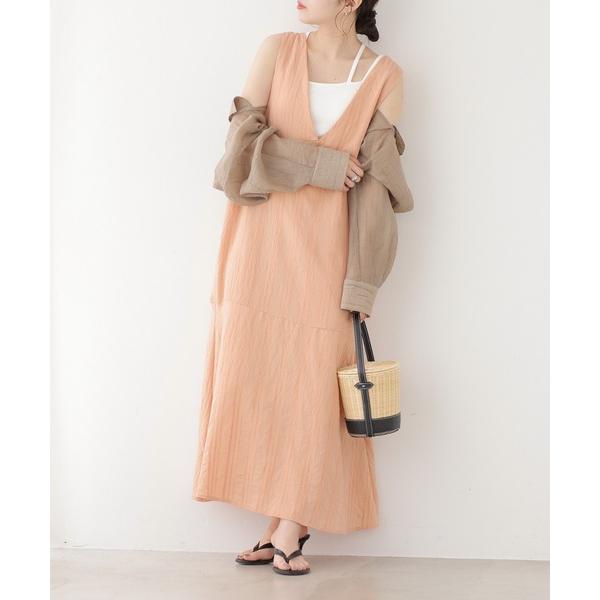 参考価格：6，050円発売時期：2023年03月コンディション：A（使用感なし）数回使用した程度で使用感が感じられないアイテム参考商品名：ジャガードストライプ ノースリーブワンピース参考品番：532636560【商品に関する注意事項】・こち...