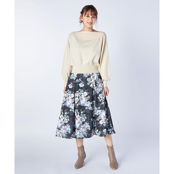 『セール実施中』参考価格：24，200円発売時期：2024年10月コンディション：A（使用感なし）数回使用した程度で使用感が感じられないアイテム参考商品名：ブーケフラワープリントスカート参考品番：37241140800【商品に関する注意事項...