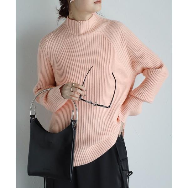 『セール実施中』参考価格：4，590円発売時期：2023年09月コンディション：A（使用感なし）数回使用した程度で使用感が感じられないアイテム参考商品名：バックスリットデザインリブニット（長袖/ハイネック/トップス）参考品番：901-459...