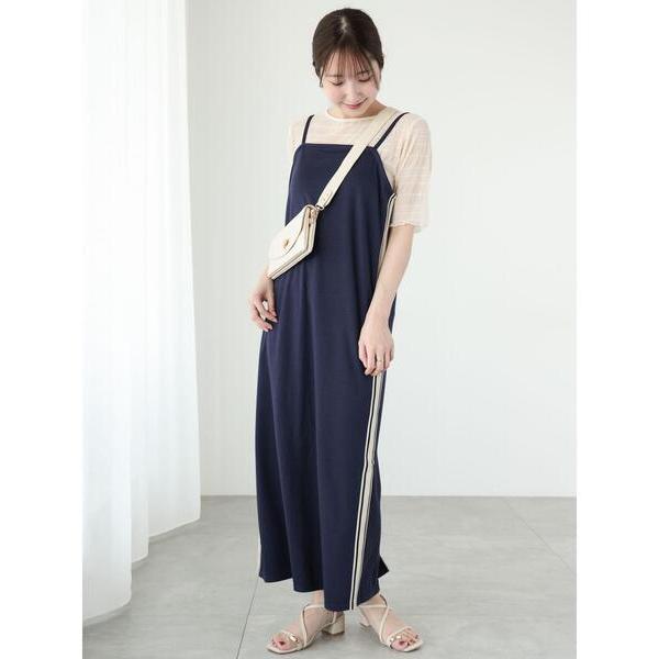 『タイムセール実施中』参考価格：6，600円発売時期：2024年06月コンディション：A（使用感なし）数回使用した程度で使用感が感じられないアイテム参考商品名：サイドラインカットキャミワンピース参考品番：2100237-24-24【商品に関...