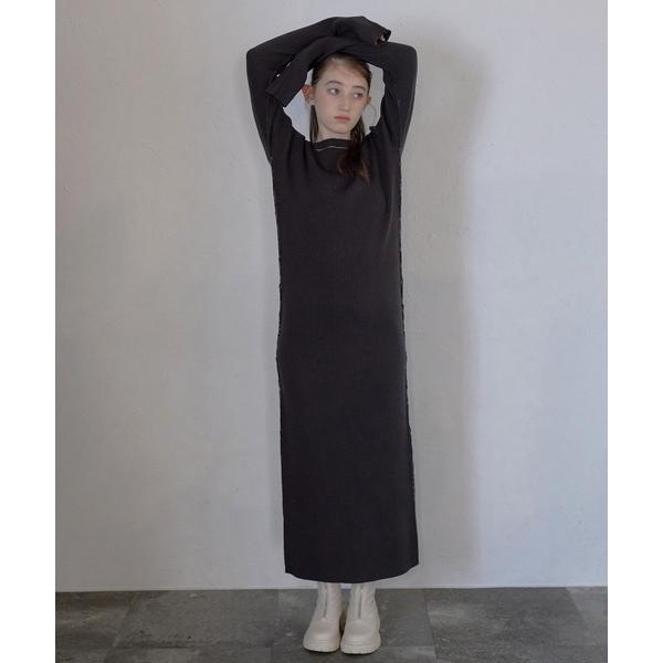 『セール実施中』参考価格：7，920円発売時期：2024年10月コンディション：B（目立つ使用感なし）使用感が少ない、または気にならないアイテム全体的：毛玉参考商品名：【MINERTE】stitch back open knit dress...