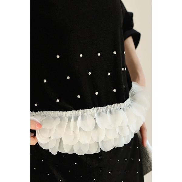 ZOZO問い合わせ番号:101517688ショップ:FRENCH PAVE，フレンチパヴェブランド:CAWAII，カワイイ商品名:（黒）裾に広がるサークルフリルのベロア調ビジュープルオーバートップスカテゴリ:トップス>Tシャツ/カット...