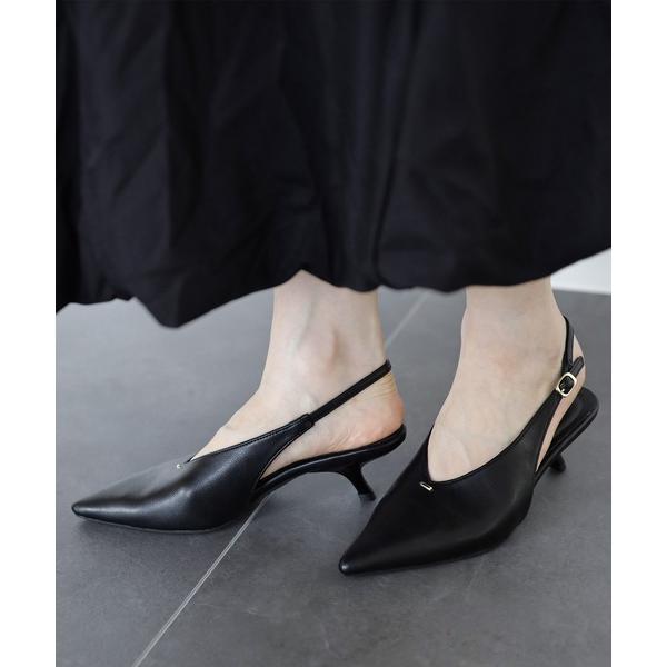 ZOZO問い合わせ番号:101518036ショップ:SESTO，セストブランド:SESTO，セスト商品名:カーブヒールひとさじゴールドバックストラップパンプスカテゴリ:シューズ>パンプスブランド品番:dnp8003素材:合成皮革， 生...