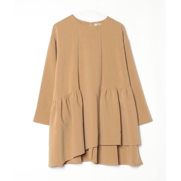 『セール実施中』参考価格：11，000円発売時期：2020年09月コンディション：C（やや使用感あり）使用感があり、やや気になる傷や汚れがあるアイテム全体的：汚れ参考商品名：アシンメトリーギャザーブラウス参考品番：669-0220008ZO...