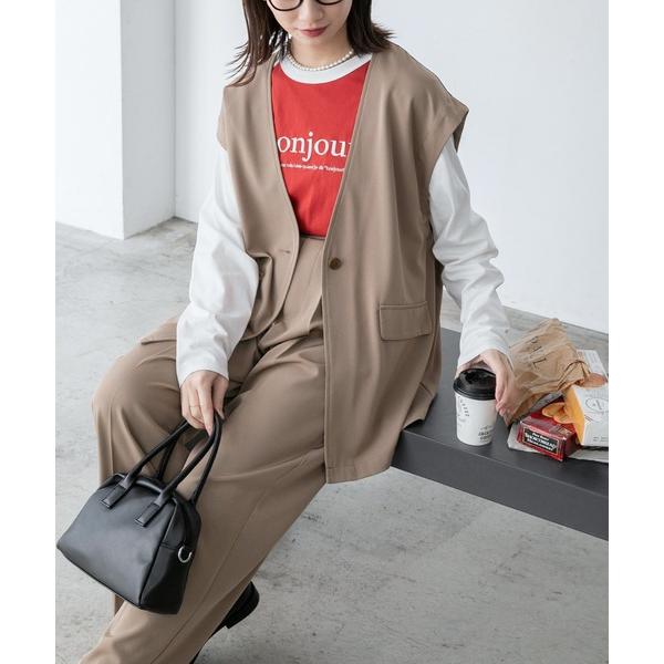 参考価格：6，989円発売時期：2022年03月コンディション：C（やや使用感あり）使用感があり、やや気になる傷や汚れがあるアイテム全体的：毛玉後身頃：汚れ参考商品名：【2点セット】2wayノーカラーテーラードジャケット/ジレ＆センタープレ...