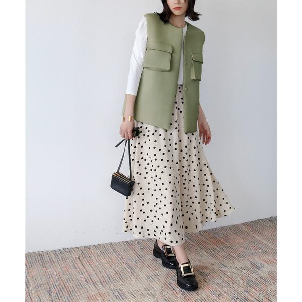 『セール実施中』参考価格：8，590円発売時期：2022年02月コンディション：B（目立つ使用感なし）使用感が少ない、または気にならないアイテム後身頃：汚れ参考商品名：フラップポケット付きミドル丈ジレベスト参考品番：ef-fu-209【商品...