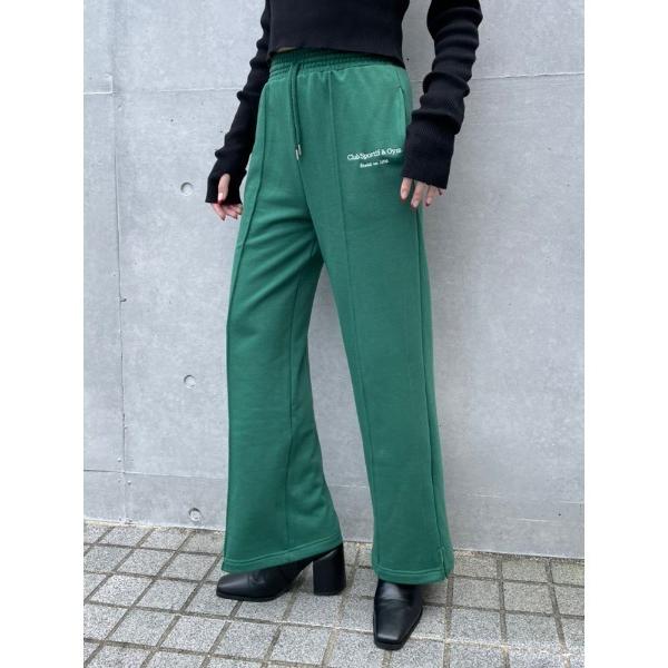 『タイムセール実施中』参考価格：7，590円発売時期：2022年10月コンディション：C（やや使用感あり）使用感があり、やや気になる傷や汚れがあるアイテム全体的：色あせ、毛玉すそ周り：汚れ参考商品名：スエットワイドＰＴ参考品番：122209...