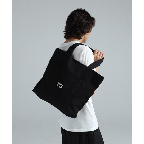 ZOZO問い合わせ番号:101657028ショップ:Y-3，ワイスリーブランド:Y-3，ワイスリー商品名:Y-3 CANVAS TOTEカテゴリ:バッグ>トートバッグブランド品番:KD4184素材:コットン 100%カラー:ブラックサ...