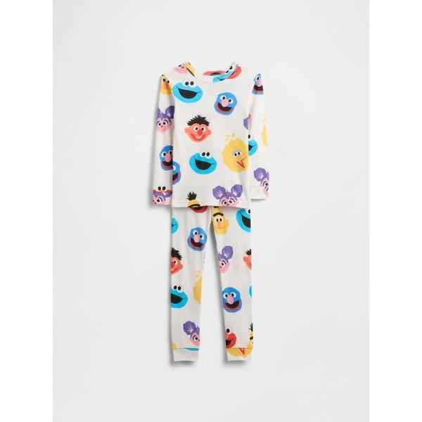 ZOZO問い合わせ番号:101657685ショップ:GAP，ギャップブランド:GAP，ギャップ，SESAME STREET，セサミストリート商品名:babyGap | セサミストリート パジャマセットカテゴリ:ルームウェア>ルームウェ...