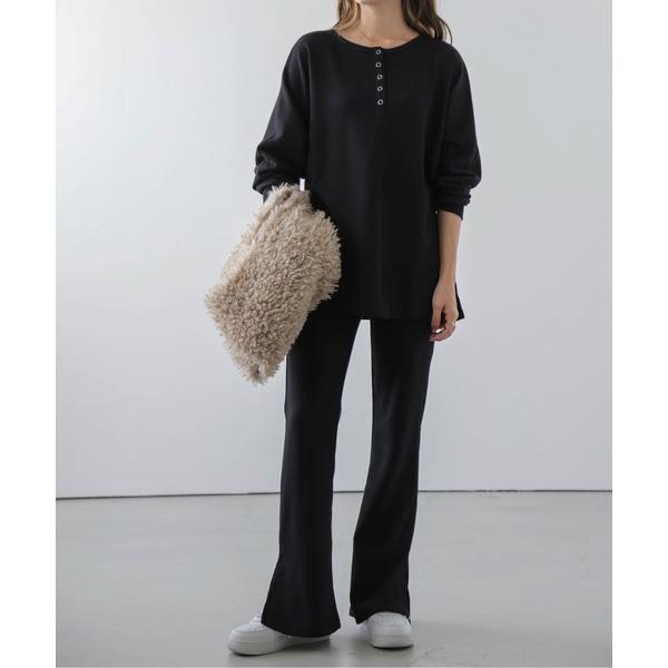 『タイムセール実施中』参考価格：6，980円発売時期：2023年09月コンディション：D（傷・汚れあり）傷や汚れがあるが使用には問題ないアイテム全体的：色あせ、毛玉袖口：色移り【商品に関する注意事項】・こちらの商品画像は、実物ではなく新品時...