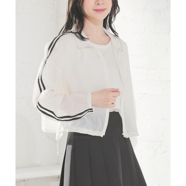 『セール実施中』参考価格：3，480円発売時期：2025年03月コンディション：B（目立つ使用感なし）使用感が少ない、または気にならないアイテム袖口：型崩れ参考商品名：ライン入りシアーブルゾン参考品番：557-42-8428【商品に関する注...