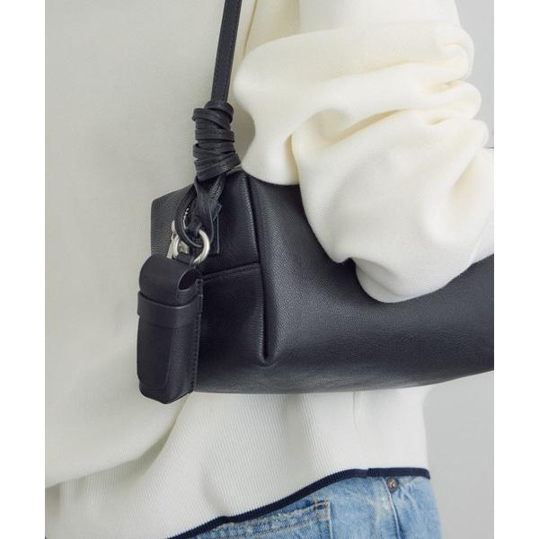 ZOZO問い合わせ番号:101691169ショップ:ADAM ET ROPE'，アダムエロペブランド:SALON adam et rope'，サロン アダム エ ロペ商品名:【W S（ドゥーブル）】レザーリップケースチャームカテゴリ:アクセ...