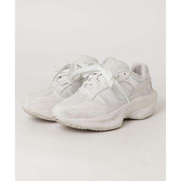 『セール実施中』参考価格：22，000円発売時期：2024年07月コンディション：C（やや使用感あり）使用感があり、やや気になる傷や汚れがあるアイテム全体的：汚れ表面：履きジワ参考商品名：WRPD Runner参考品番：UWRPDCCA，U...