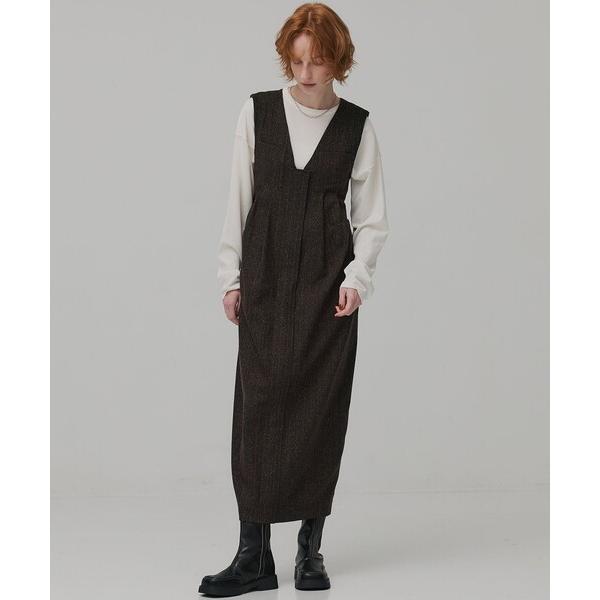 ZOZO問い合わせ番号:101725071ショップ:PUBLIC TOKYO，パブリック トウキョウブランド:PUBLIC TOKYO，パブリックトウキョウ商品名:Vネックジャンパースカートカテゴリ:ワンピース/ドレス>ジャンパースカ...