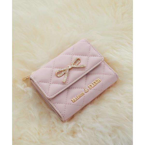 ZOZO問い合わせ番号:101727280ショップ:Maison de FLEUR，メゾン ド フルールブランド:Maison de FLEUR，メゾンドフルール商品名:【予約】リボンビジューウォレットカテゴリ:財布/小物>財布ブラン...