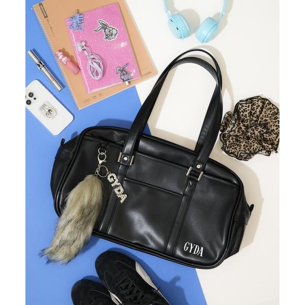 ZOZO問い合わせ番号:101741338ショップ:SAC'S BAR Jean，サックスバー ジーンブランド:GYDA，ジェイダ商品名:【GYDA/ジェイダ】 ファーチャーム付き合皮スクールボストンバッグカテゴリ:バッグ>ボストンバ...