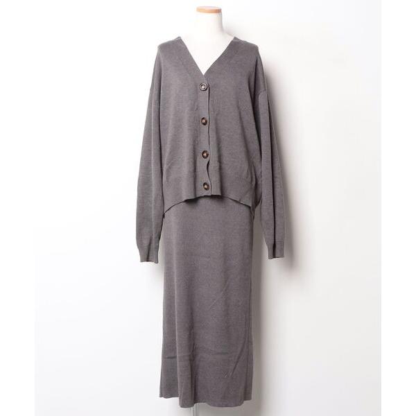 『セール実施中』参考価格：5，980円発売時期：2020年10月コンディション：B（目立つ使用感なし）使用感が少ない、または気にならないアイテム袖口：汚れ参考商品名：カーディガン＆ニットスカート　セットアップ参考品番：lgww-at2819...