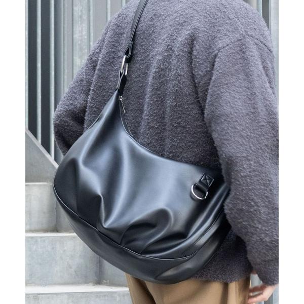 ZOZO問い合わせ番号:101895090ショップ:RAGEBLUE，レイジブルーブランド:RAGEBLUE，レイジブルー商品名:2Way Synthetic Leather Round Shoulder hand bag /タックラウンド...