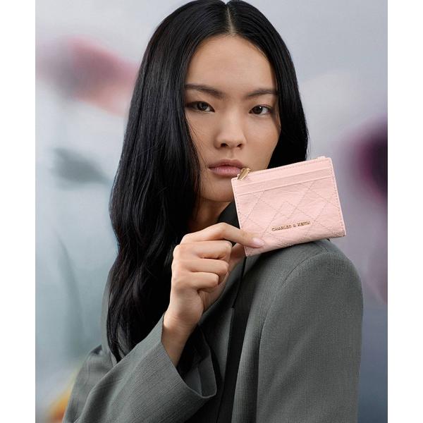 ZOZO問い合わせ番号:101896240ショップ:CHARLES &amp; KEITH，チャールズ＆キースブランド:CHARLES &amp; KEITH，チャールズ &amp; キース商品名:Duo ドゥオ キルトスモールウォレットカ...