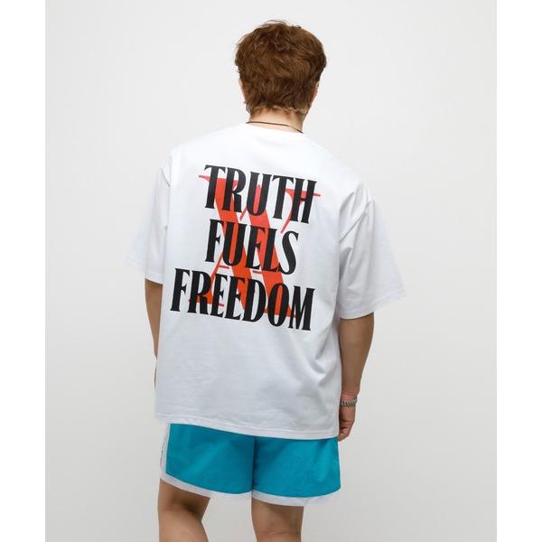 ZOZO問い合わせ番号:101928985ショップ:VANQUISH，ヴァンキッシュブランド:VANQUISH，ヴァンキッシュ商品名:VANQUISH / ヴァンキッシュ Truth Fuels Freedom 半袖Tシャツカテゴリ:トップ...