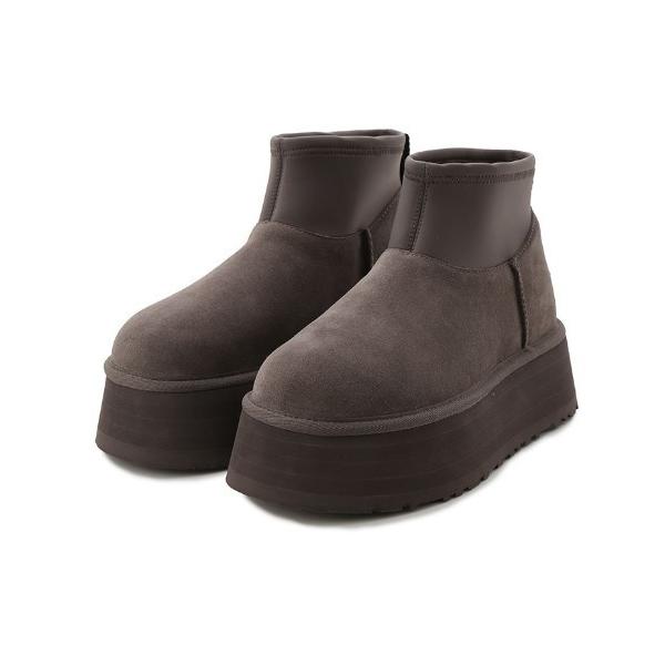 『セール実施中』参考価格：26，400円発売時期：2024年09月コンディション：B（目立つ使用感なし）使用感が少ない、または気にならないアイテムつま先・かかと：剥げ、汚れ内側：毛玉：ほつれ参考商品名：【UGG for emmi】MINI ...