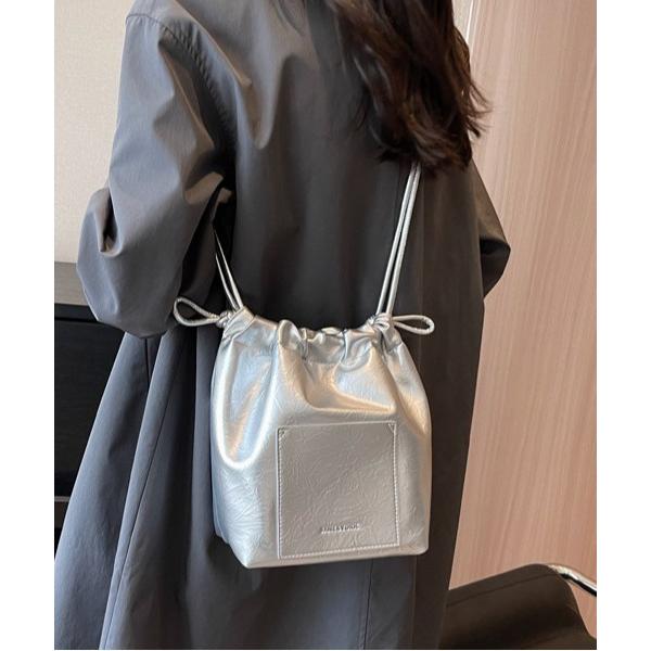 『セール実施中』参考価格：3，499円発売時期：2023年08月コンディション：D（傷・汚れあり）傷や汚れがあるが使用には問題ないアイテム表面・角：剥げ表面：ほつれ【商品に関する注意事項】・こちらの商品画像は、実物ではなく新品時の画像を掲載...