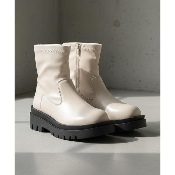 『セール実施中』ZOZO問い合わせ番号:101964665ショップ:Fusione，フュージョンブランド:LibertyDoll，リバティードール商品名:+5cm 軽量厚底 ユニセックス スクエアトゥトラックソールブーツカテゴリ:シューズ&...