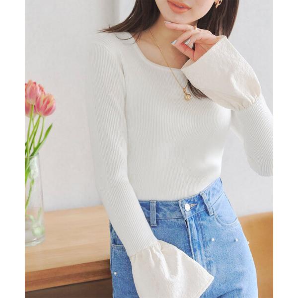 参考価格：3，990円発売時期：2024年02月コンディション：B（目立つ使用感なし）使用感が少ない、または気にならないアイテム首周り：汚れ参考商品名：選べる２タイプ スクエアネック袖フレアリブニット参考品番：C6990【商品に関する注意事...