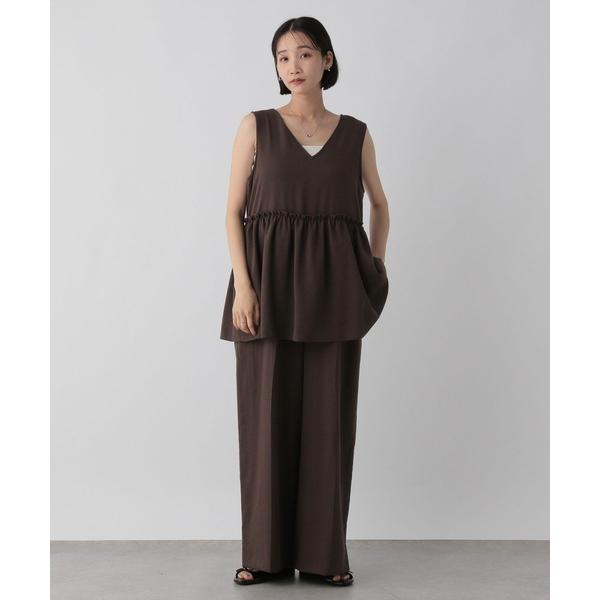 『タイムセール実施中』参考価格：7，700円発売時期：2025年06月コンディション：B（目立つ使用感なし）使用感が少ない、または気にならないアイテムすそ周り：毛玉全体的：色あせ参考商品名：ペプラムオールインワン　571556参考品番：57...