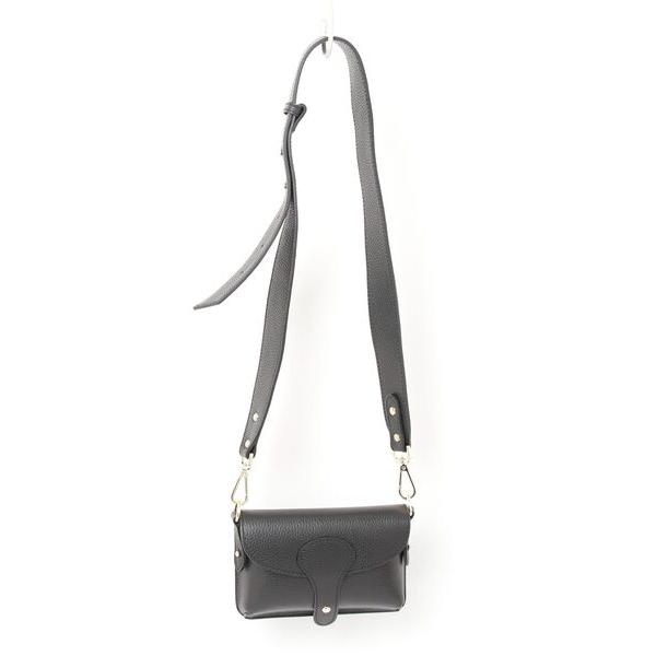 『タイムセール実施中』参考価格：11，000円発売時期：2021年02月コンディション：B（目立つ使用感なし）使用感が少ない、または気にならないアイテム全体的：汚れ付属品：保存袋参考商品名：【Marant】ミニショルダーBAG参考品番：03...