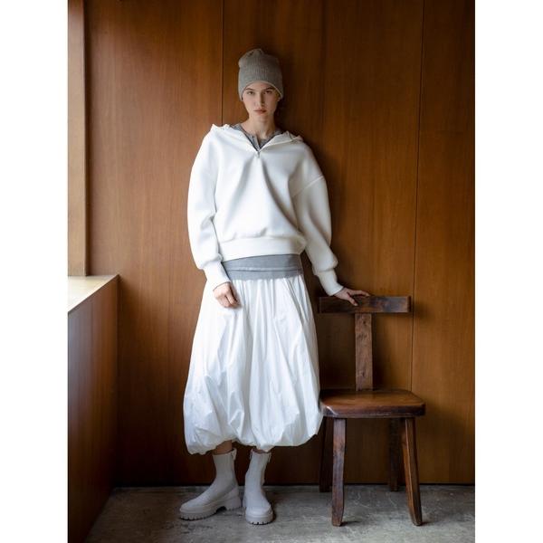 ZOZO問い合わせ番号:101999950ショップ:emmi，エミブランド:emmi，エミ商品名:ダンボールフーディ×スカートセットカテゴリ:ワンピース/ドレス>ワンピースブランド品番:13WFO261009素材:トップス: レーヨン...