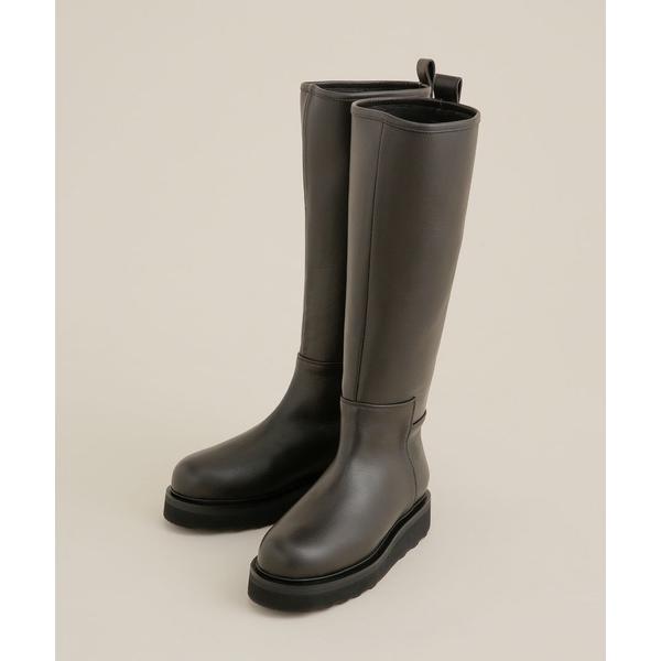 『セール実施中』参考価格：30，800円発売時期：2022年06月コンディション：C（やや使用感あり）使用感があり、やや気になる傷や汚れがあるアイテム全体的：汚れ、傷表面：履きジワかかと：擦り減り参考サイズ：23.5cm参考商品名：CAMI...