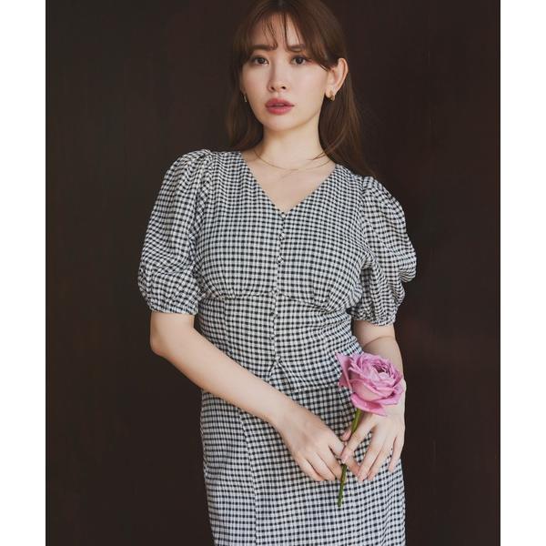 『セール実施中』参考価格：27，999円発売時期：2024年07月コンディション：B（目立つ使用感なし）使用感が少ない、または気にならないアイテム全体的：汚れ参考商品名：Puff Sleeve Checked Set-Up参考品番：1243...