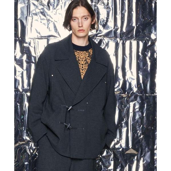 『セール実施中』参考価格：35，200円発売時期：2024年01月コンディション：A（使用感なし）数回使用した程度で使用感が感じられないアイテム参考商品名：《UNISEX》Prime-Over Wide Collar Toggle Butt...