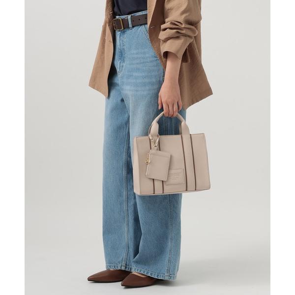 ZOZO問い合わせ番号:102036202ショップ:BAYFLOW，ベイフローブランド:BAYFLOW，ベイフロー商品名:[カードケース付き]パッチロゴコンビBOXトートカテゴリ:バッグ>ハンドバッグブランド品番:632265素材:表...