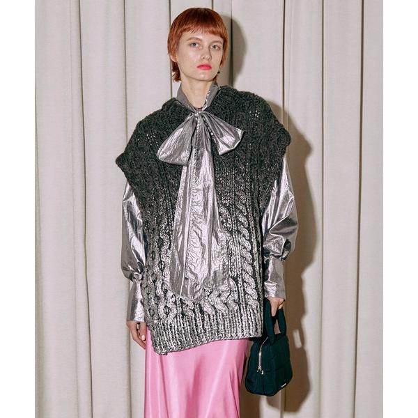 『セール実施中』参考価格：22，000円発売時期：2023年09月コンディション：A（使用感なし）数回使用した程度で使用感が感じられないアイテム参考商品名：Metallic Foil Cable Vest/メタリックホイルケーブルベスト【M...