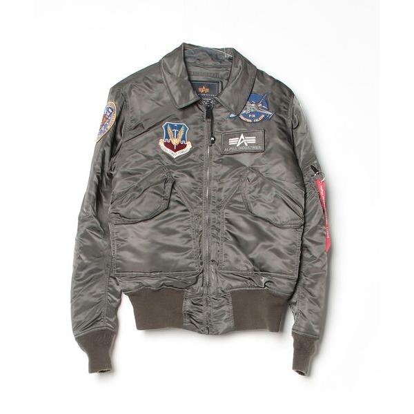 『タイムセール実施中』参考価格：23，980円発売時期：2020年10月コンディション：B（目立つ使用感なし）使用感が少ない、または気にならないアイテム袖口・すそ周り：汚れ、色あせ、毛玉参考商品名：CWU-45/P タイト AIR CREW...