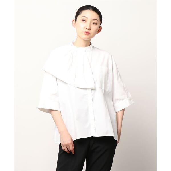 参考価格：14，300円発売時期：2022年03月コンディション：C（やや使用感あり）使用感があり、やや気になる傷や汚れがあるアイテム首周り：汚れ参考商品名：CAROLINA GLASER / アシンメトリー ブラウス参考品番：62-11-...