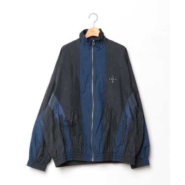 参考価格：85，800円発売時期：2023年09月コンディション：B（目立つ使用感なし）使用感が少ない、または気にならないアイテム袖口：汚れ参考商品名：NYLON PATCHWORK JACKET参考品番：MKS-JK-M09ZOZO問い合...