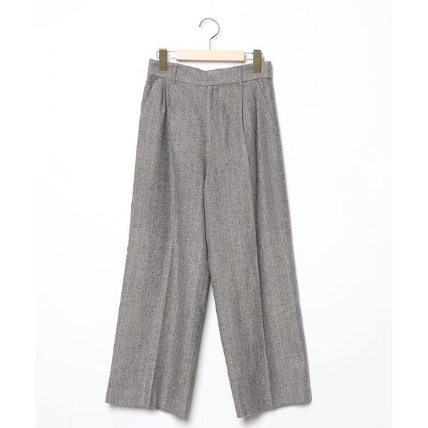 『セール実施中』参考価格：21，450円発売時期：2019年12月コンディション：C（やや使用感あり）使用感があり、やや気になる傷や汚れがあるアイテム全体的：毛玉参考商品名：シルクネップヘリンボンワイドパンツ参考品番：153-67510-2...