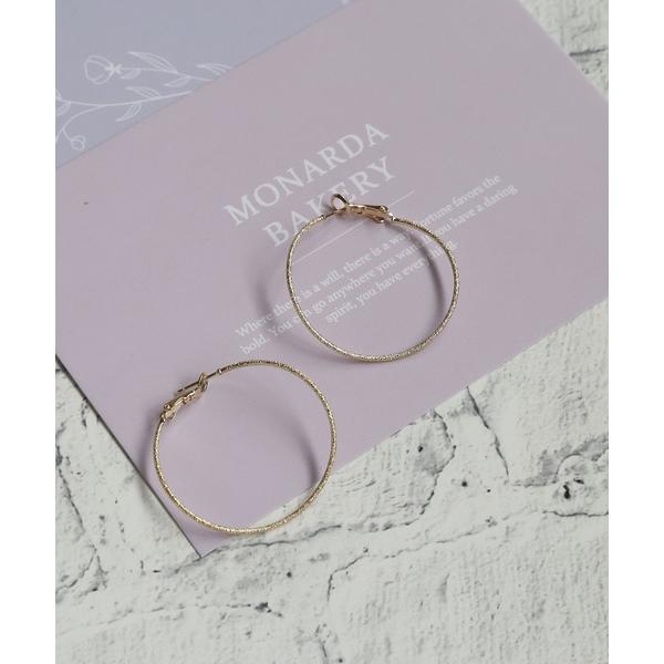 『タイムセール実施中』※このアイテムは返品・交換対象外商品です。ZOZO問い合わせ番号:102175673ショップ:collecala，コレカラブランド:colleca la，コレカラ商品名:梨地カーブフープピアスカテゴリ:アクセサリー&g...