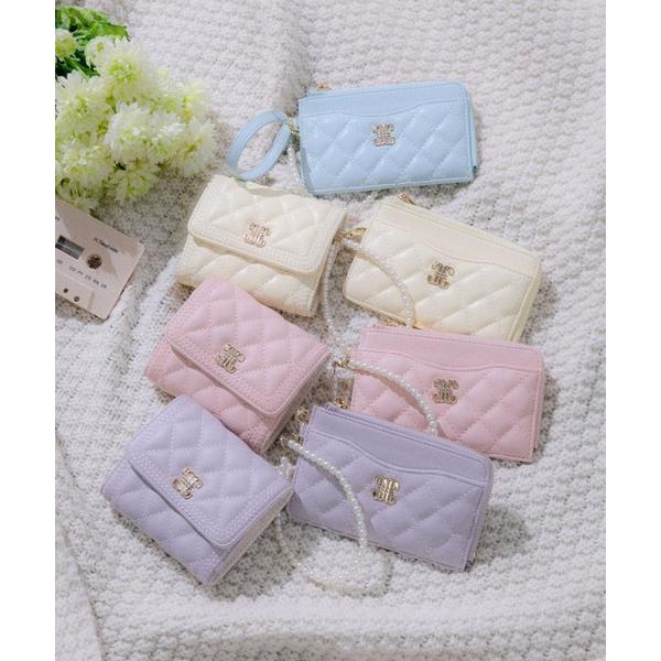 ZOZO問い合わせ番号:102176429ショップ:JILL by JILL STUART，ジル バイ ジル スチュアートブランド:JILL by JILL STUART，ジルバイジルスチュアート商品名:リンクJクラシカルキルトミニウォレッ...