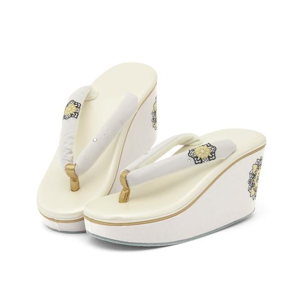 『タイムセール実施中』ZOZO問い合わせ番号:102176693ショップ:SOUBIEN，ソウビエンブランド:SOUBIEN，ソウビエン商品名:振袖姿に◎刺繍入り厚底草履カテゴリ:水着/着物・浴衣>和装小物ブランド品番:sbn-zgl...