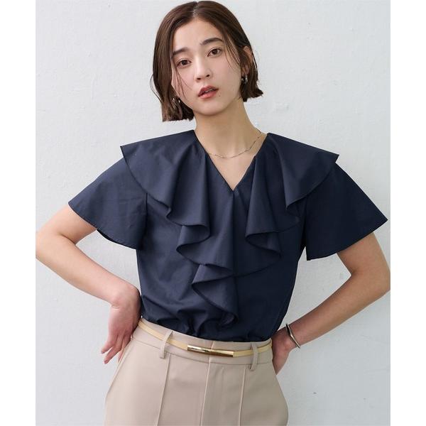 ZOZO問い合わせ番号:102176866ショップ:ur's，ユアーズブランド:ur's，ユアーズ商品名:フリルVネックブラウスカテゴリ:トップス>シャツ/ブラウスブランド品番:BHXU2046素材:ポリエステル 80% 綿 20%原...