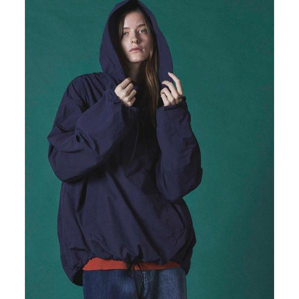 参考価格：14，850円発売時期：2023年10月コンディション：B（目立つ使用感なし）使用感が少ない、または気にならないアイテム袖口・すそ周り：汚れ参考商品名：《UNISEX》Washed Nylon Prime-Over Anorak ...